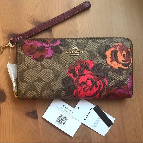 Coach | Bags | Coach Long Zip Around Wallet In Signature Canvas With ...